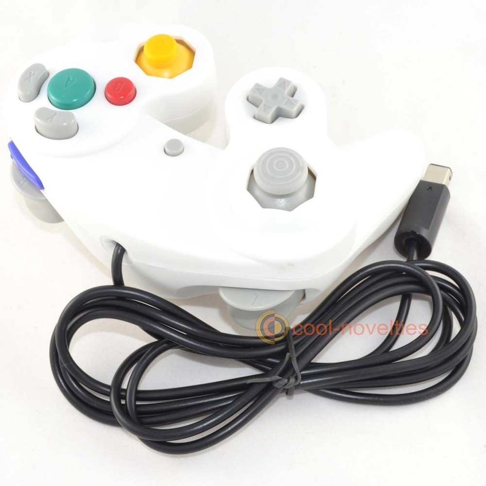 White Nintendo Gamecube Gamepad / Wii Classic Controller